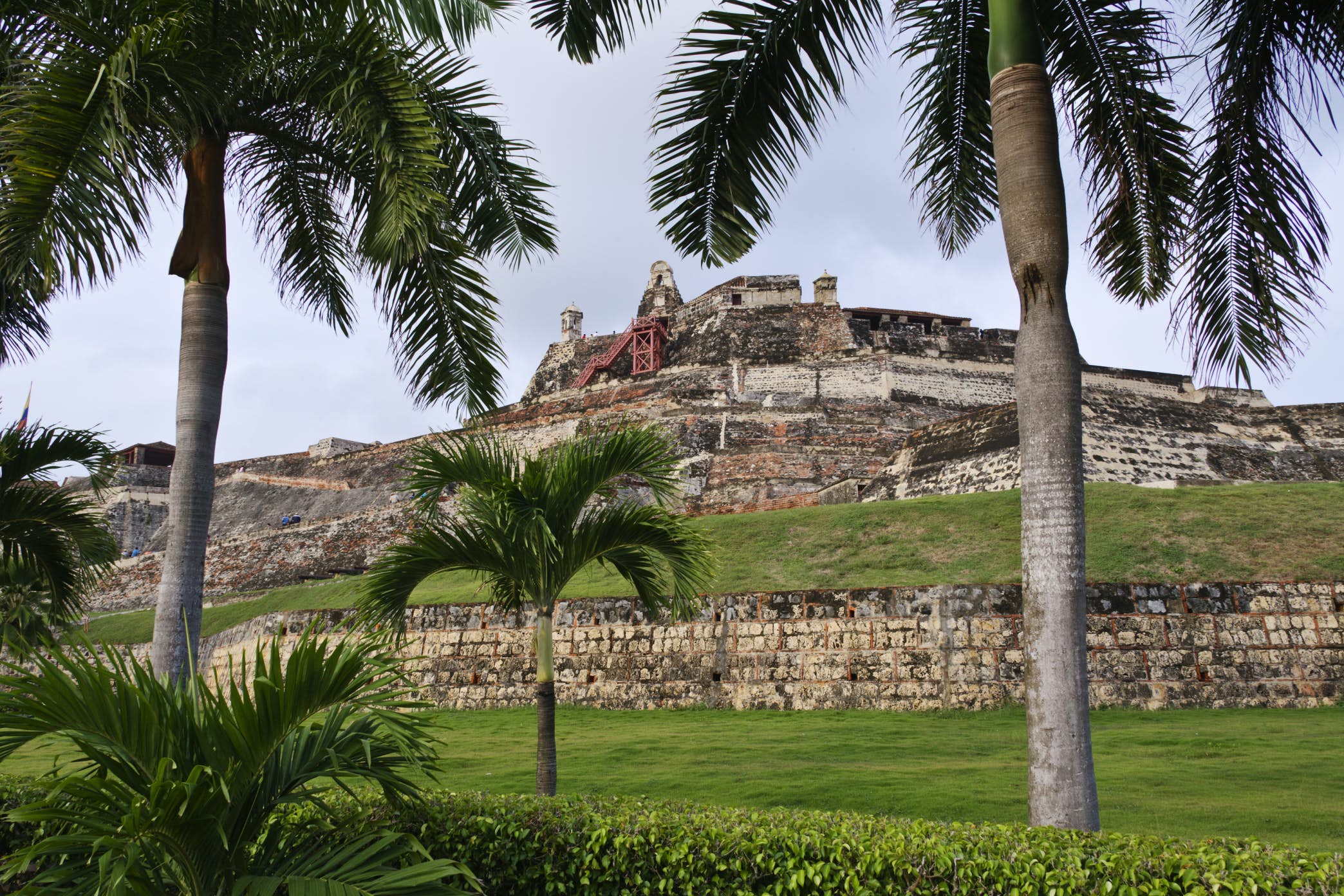 The San Felipe Castle, one of the treasures of Cartagena de Indias ...